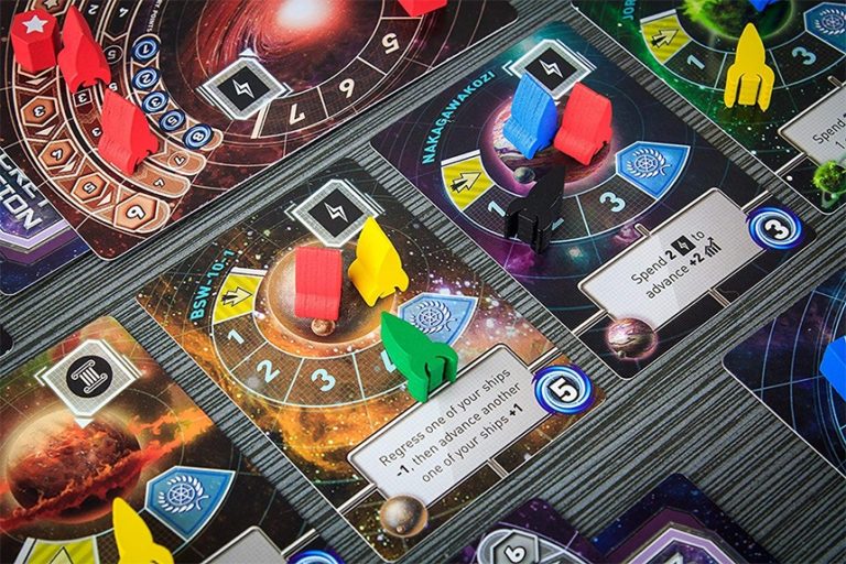 The 7 Best Space Board Games (with reviews) - Little Astronomy