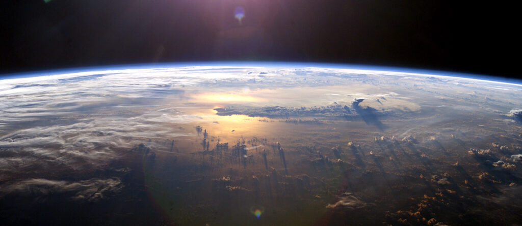 5 Unique Characteristics of Earth - Little Astronomy