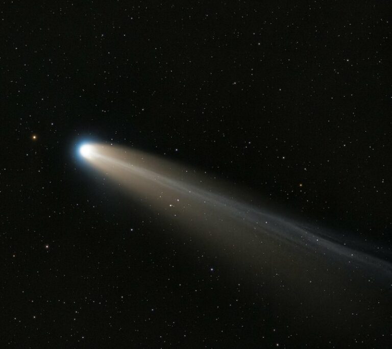 Recent Comets: What’s Visible Now and What to Watch - Little Astronomy